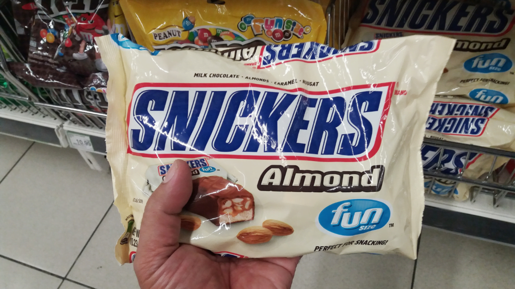 Then and Now: 20 Popular Halloween Candy Costs Compared Over 25 Years ...