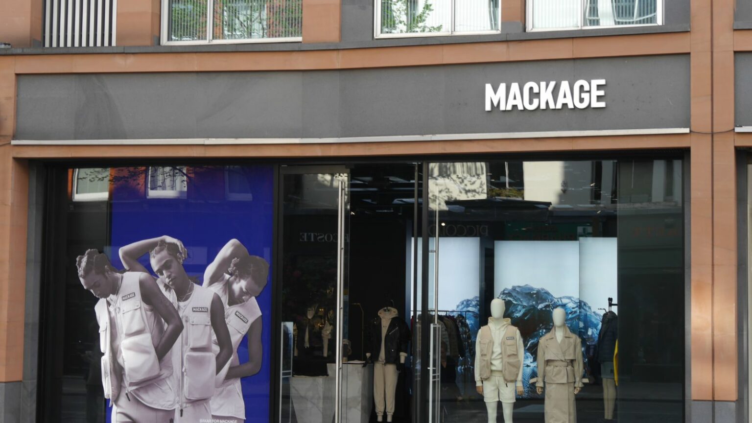 25 Canadian Brands That Prove Local Is Better - Hashtag Investing