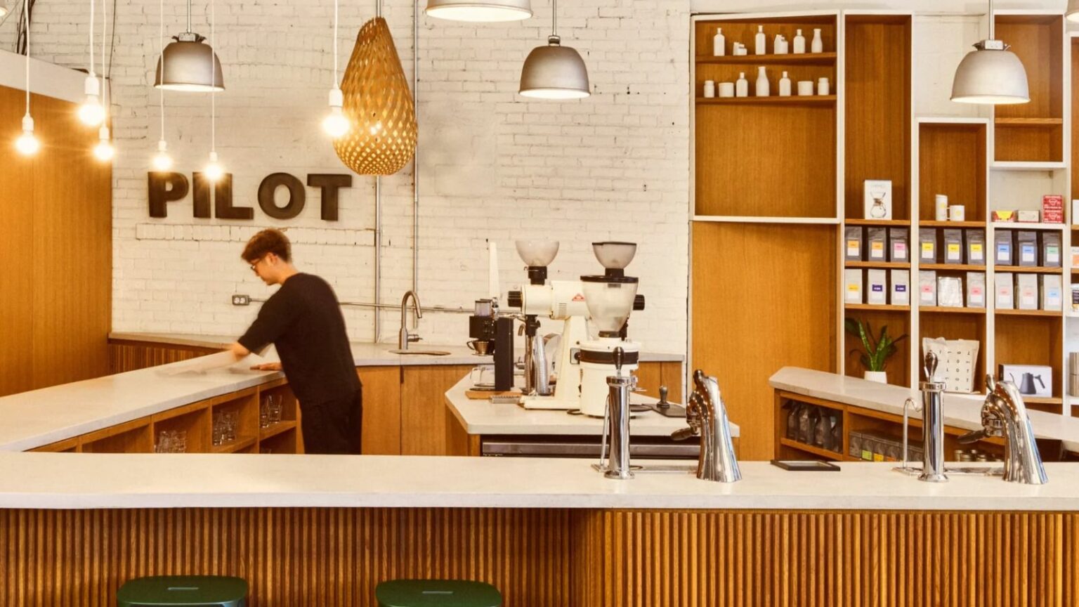 18 Canadian Coffee Chains Ranked From Worst to Best - Hashtag Investing