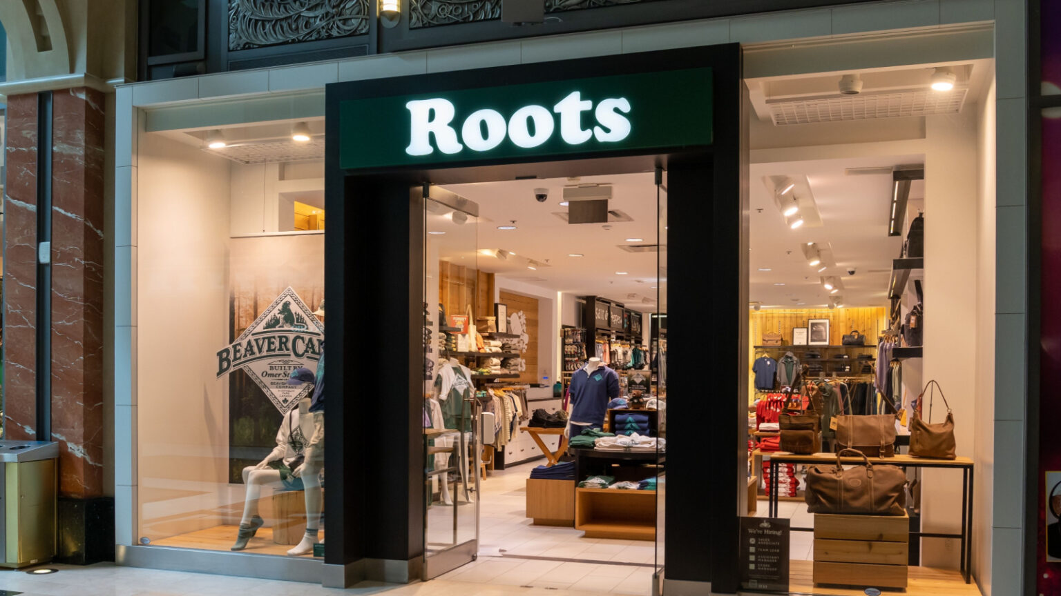 25 Canadian Brands That Prove Local Is Better - Hashtag Investing