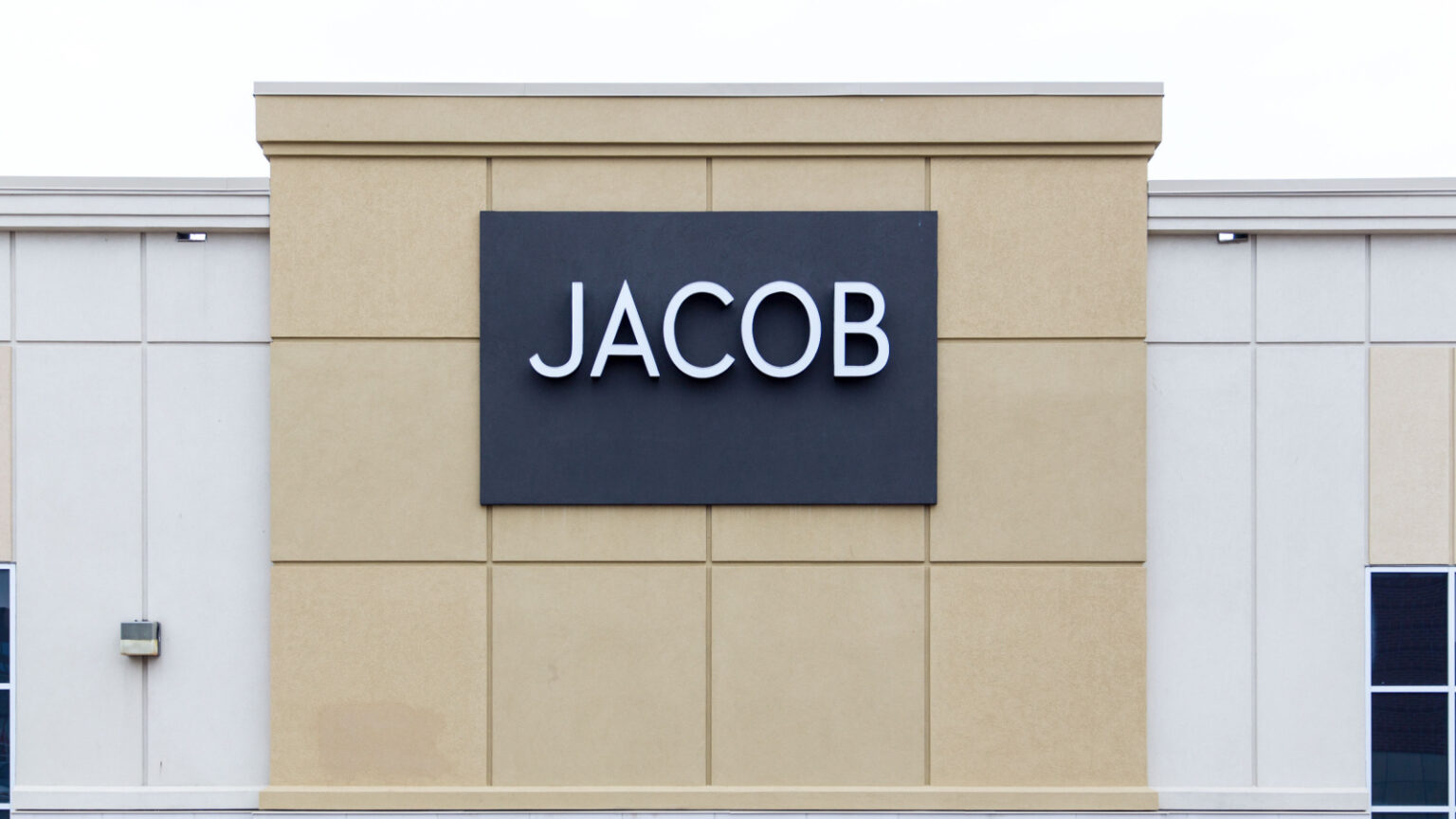 24 Defunct Canadian Stores We Miss More Than Target - Hashtag Investing