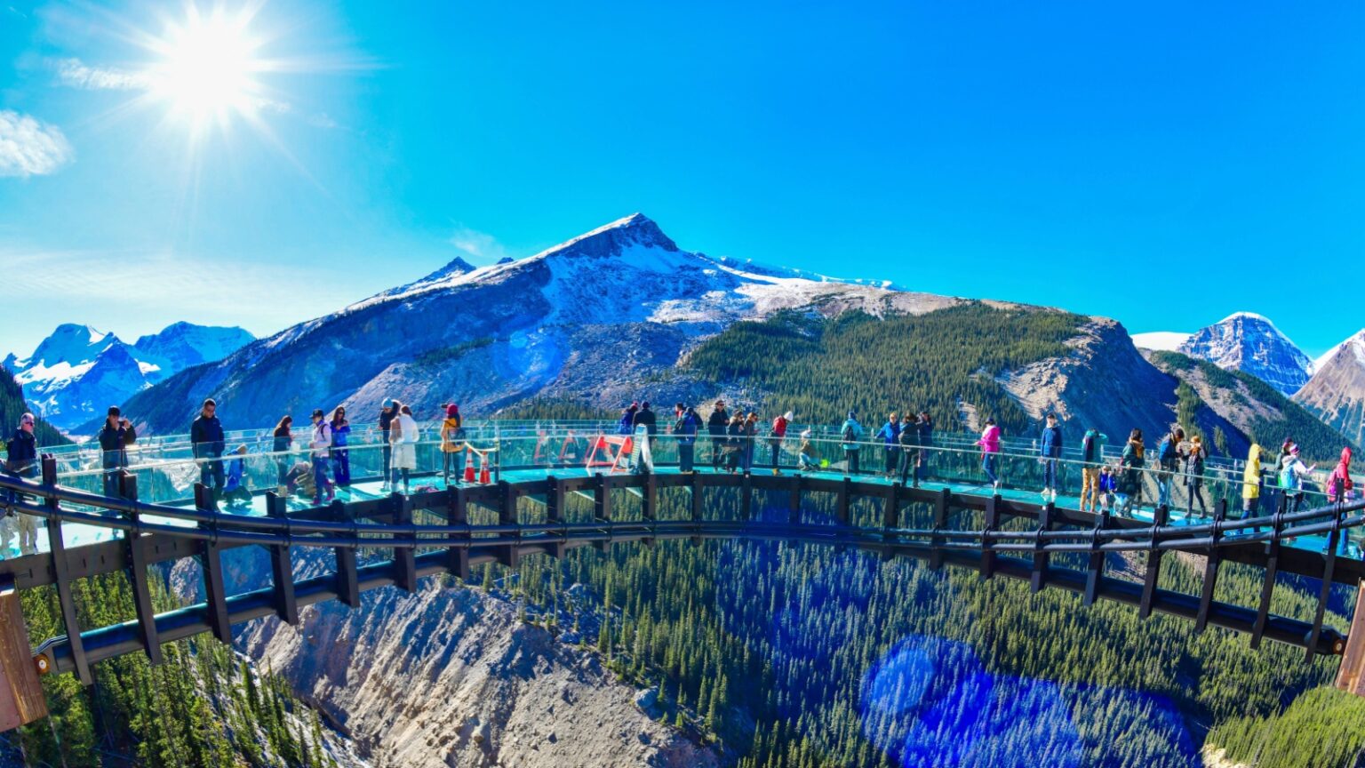 20 Ways Life in Canada Has Changed Since the Pandemic (For Better or ...