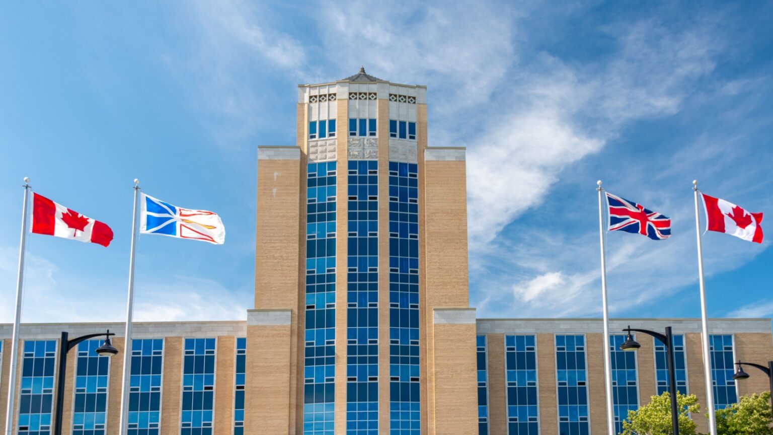 16 “Ugly” Canadian Buildings That Are Actually Architectural Marvels ...